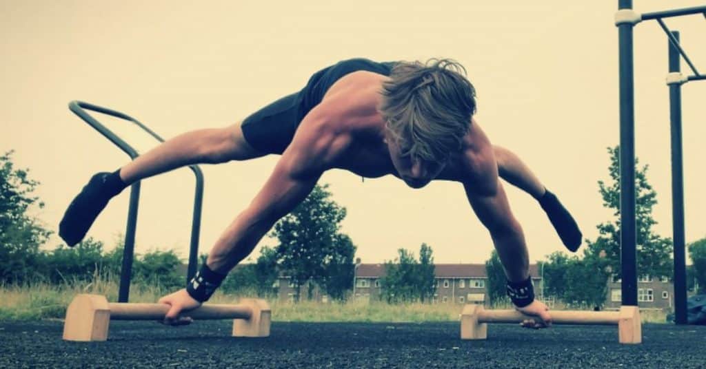 7 Steps to Master the Planche - Calisthenics Worldwide